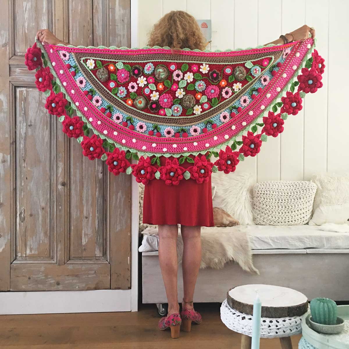 Crochet Kit 'Cherry Blossom' Stola - Adinda's World - Official website ...